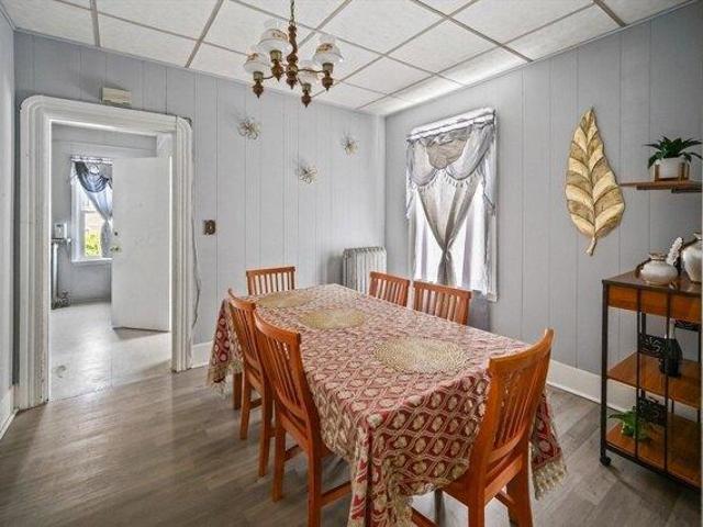 house with 9 bedroom, Fall River MA ES105144636