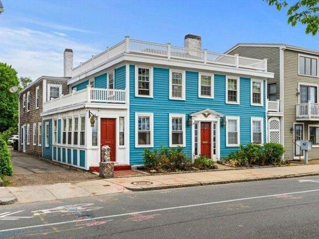 house with 9 bedroom, Gloucester MA ES104540416