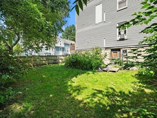 house with 9 bedroom, Haverhill MA ES105159915