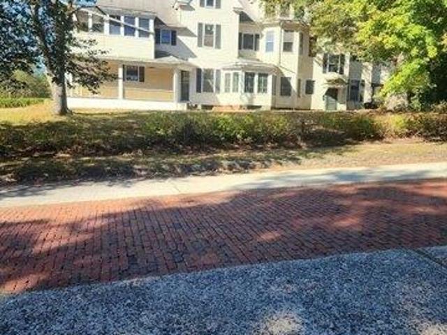 house with 9 bedroom, Holyoke MA DS102961388