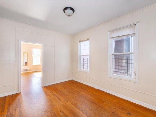 house with 9 bedroom, Jersey City NJ DLS102254587