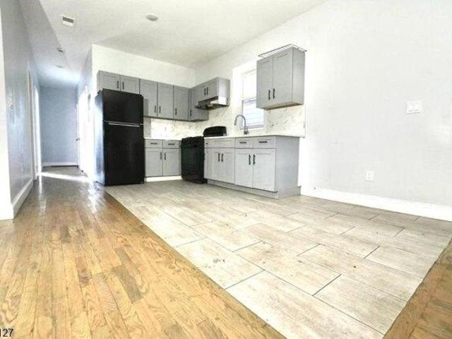 house with 9 bedroom, Jersey City NJ DS102027221