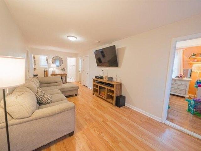 house with 9 bedroom, Lawrence MA DS103888827
