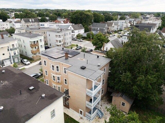 house with 9 bedroom, Lawrence MA ES104757848