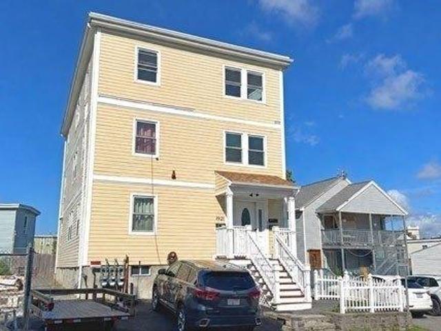 house with 9 bedroom, Lowell MA ES105095962