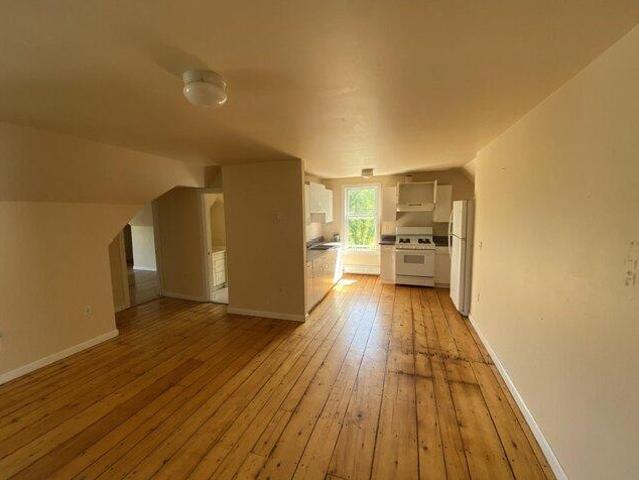 house with 9 bedroom, Lyndon VT ES105113886