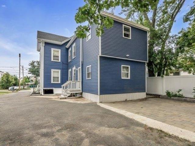 house with 9 bedroom, Lynn MA ES104807665