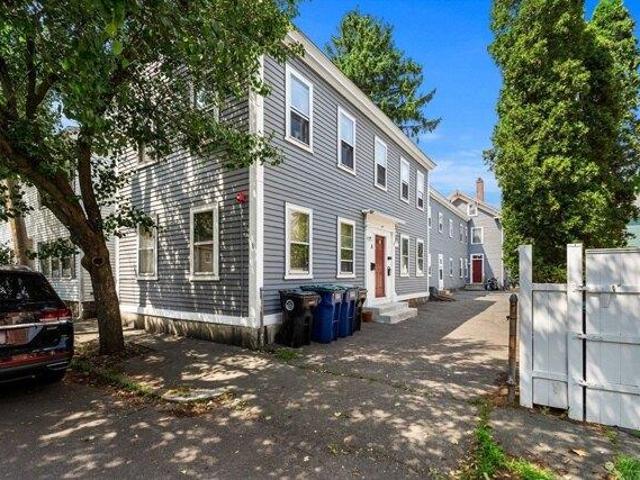 house with 9 bedroom, m MA ES104899722