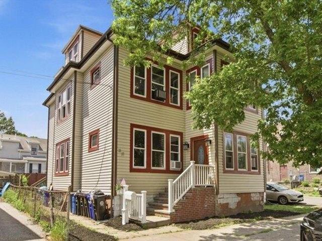 house with 9 bedroom, Malden MA ES103498187
