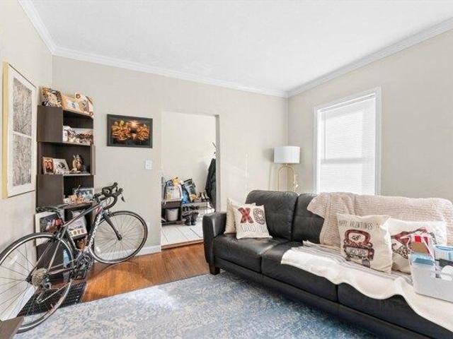 house with 9 bedroom, Melrose MA ES104478755