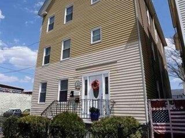 house with 9 bedroom, New Bedford MA DS101858793