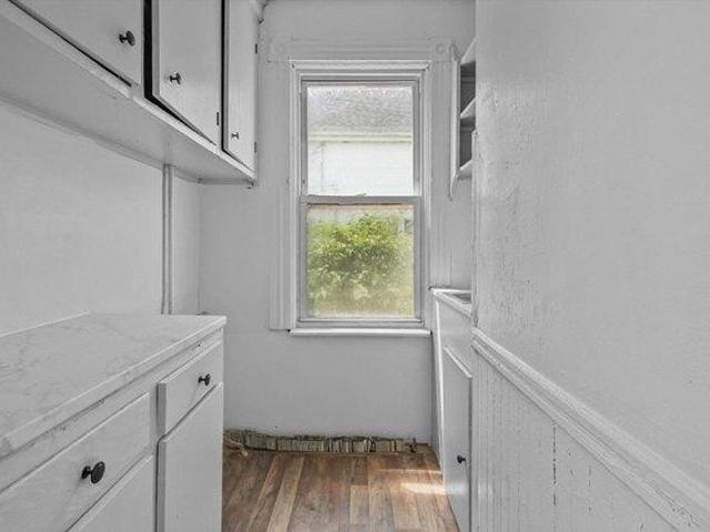 house with 9 bedroom, New Bedford MA DS103101086
