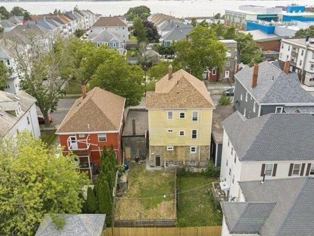house with 9 bedroom, New Bedford MA DS104190541
