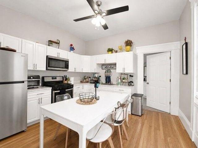 house with 9 bedroom, New Bedford MA DS104297003