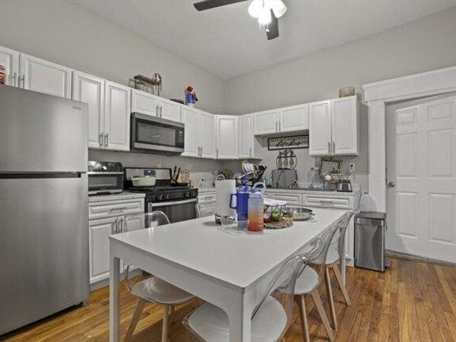 house with 9 bedroom, New Bedford MA ES103073198