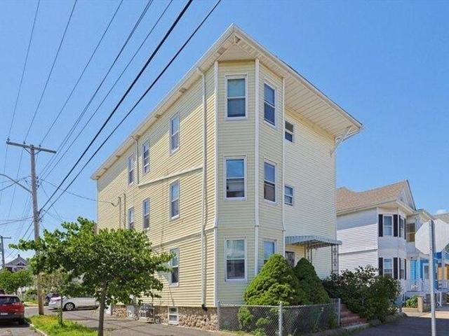 house with 9 bedroom, New Bedford MA ES105115369