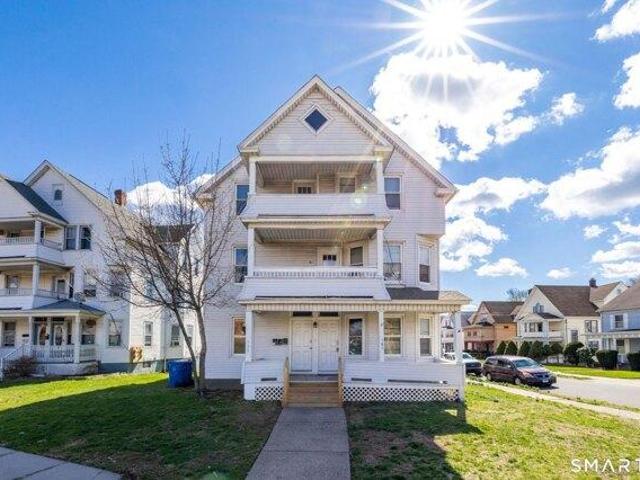 house with 9 bedroom, New Britain CT DS102478365
