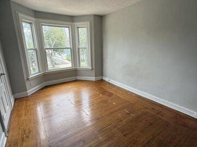 house with 9 bedroom, New Haven CT ES105126722