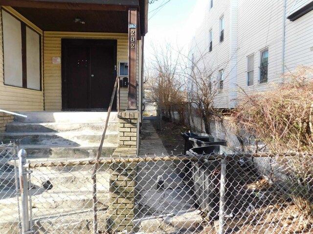 house with 9 bedroom, Newark NJ ES105144295