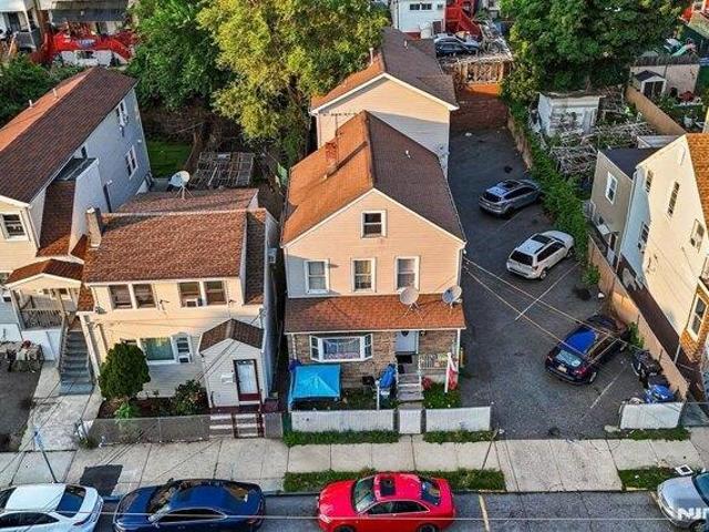 house with 9 bedroom, Paterson NJ DS104407750