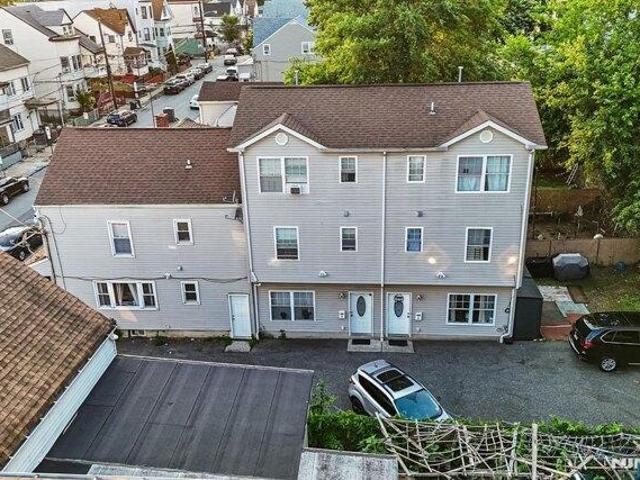 house with 9 bedroom, Paterson NJ ES105172330