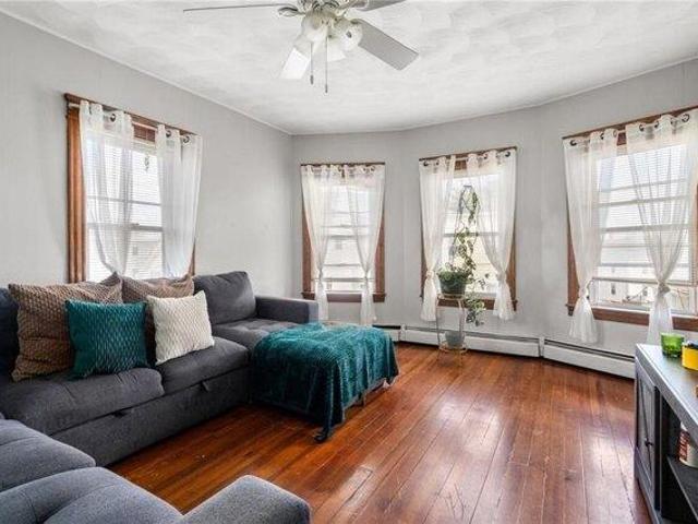 house with 9 bedroom, Pawtucket RI DS101897174