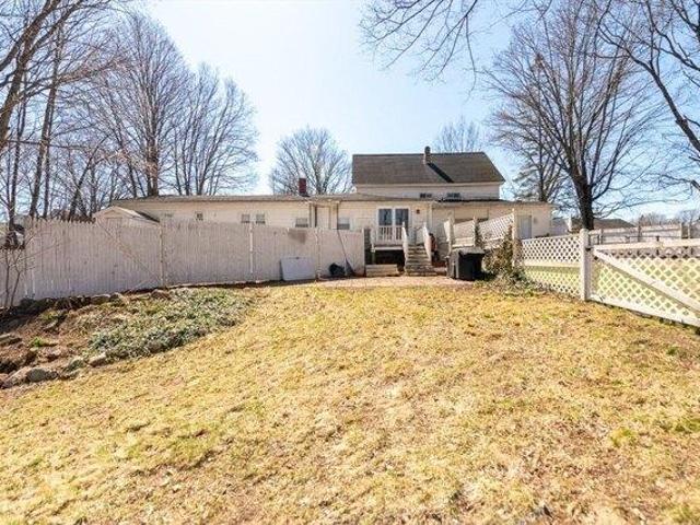house with 9 bedroom, Pepperell MA DS102411101