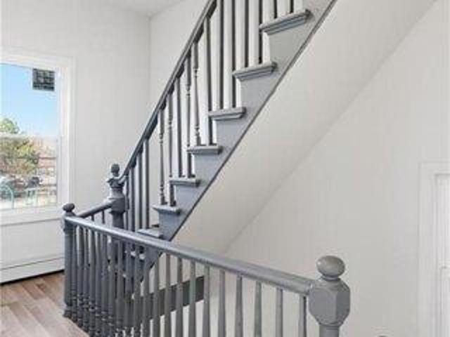 house with 9 bedroom, Providence RI DLS102779802