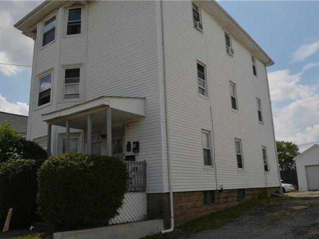 house with 9 bedroom, Providence RI ES104299862