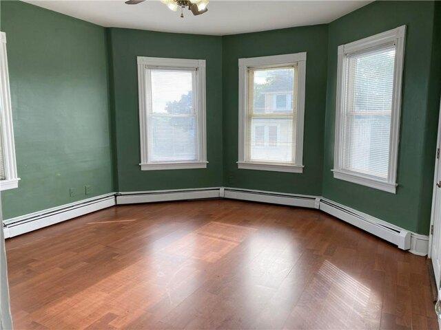 house with 9 bedroom, Providence RI ES103434431