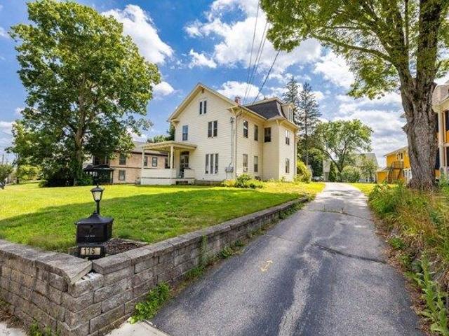 house with 9 bedroom, Putnam CT DLS102777239