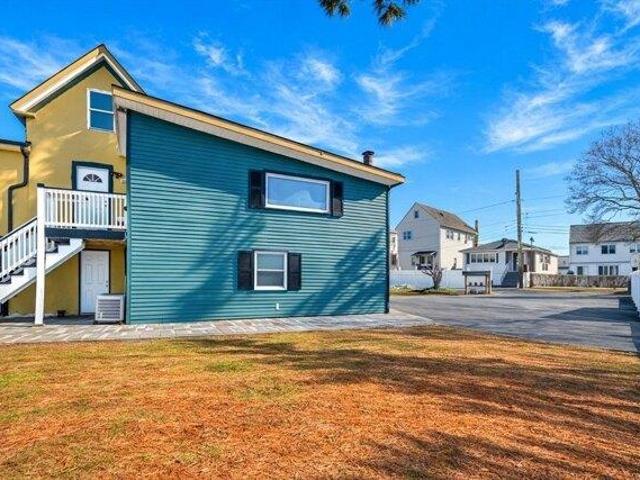 house with 9 bedroom, Revere MA ES103020690