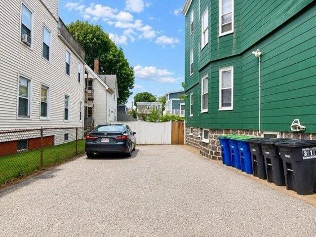 house with 9 bedroom, Somerville MA DS104331303