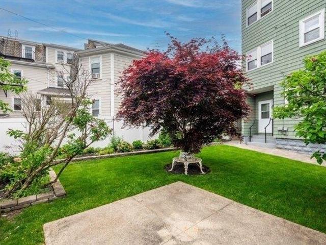 house with 9 bedroom, Somerville MA ES104832263