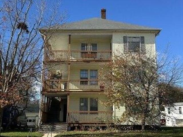 house with 9 bedroom, Southbridge MA DS102119143