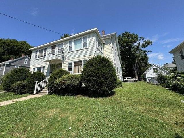 house with 9 bedroom, Southbridge MA ES104902271
