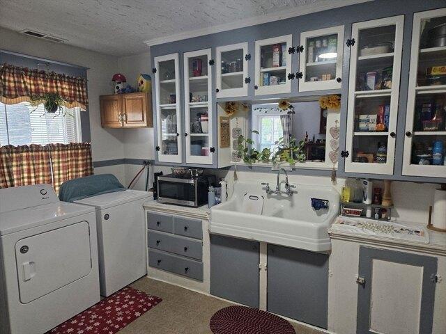 house with 9 bedroom, Southbridge MA ES104905129