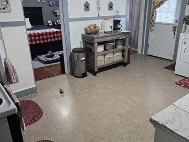 house with 9 bedroom, Southbridge MA ES105175835