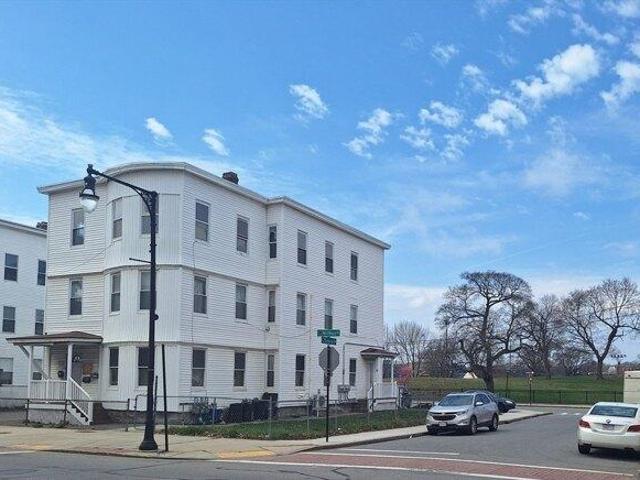 house Worcester MA ES104852374