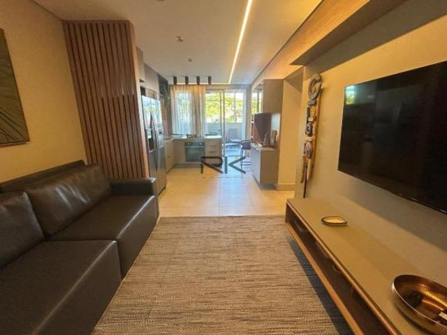 HOUSE À VENDA NA PRAIA GRANDE COM 2 DORMITÓRIOS SENDO 1 SUÍTE,SALA 2 AMBIENTES E VARANDA GOURMET