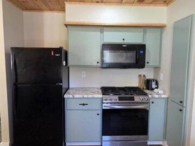 house Appleton ME ES105117558