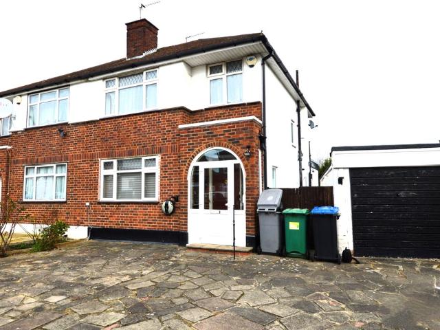house at 5 Melcombe Gardens, Harrow, HA3 9RH