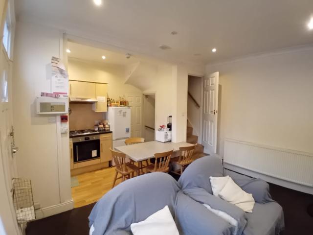 house at 67 Beechwood Terrace, Burley, Leeds LS4 2NG, United Kingdom