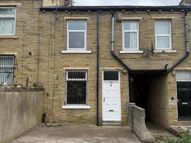 house at 323 Girlington Road, BD8 9NX