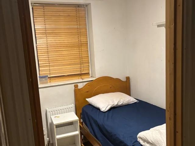 House at Tallis Close, Greater London