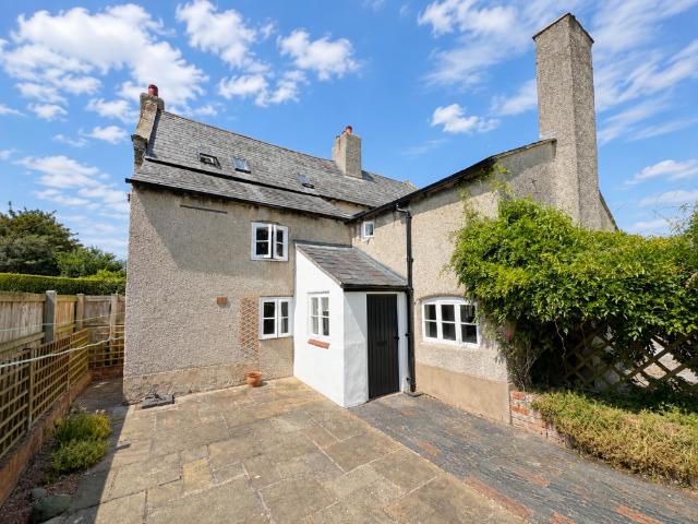 House at Tarvin Road, Frodsham