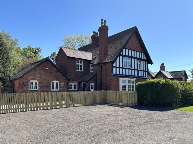 House at Tatenhill Common, East Staffordshire