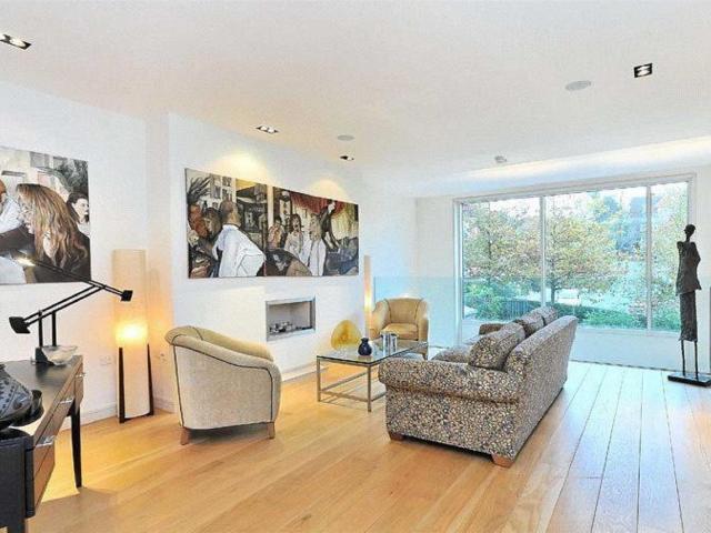 House at Tercelet Terrace, Greater London