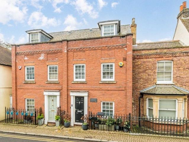 House at Thames Street, Borough of Spelthorne