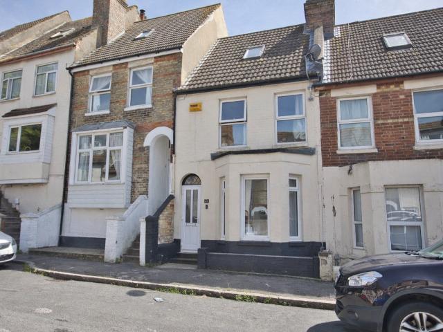 House at Thanet Gardens, Folkestone and Hythe District